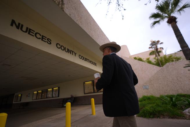 Former Uvalde officer accused of not protecting students during 2022 ...