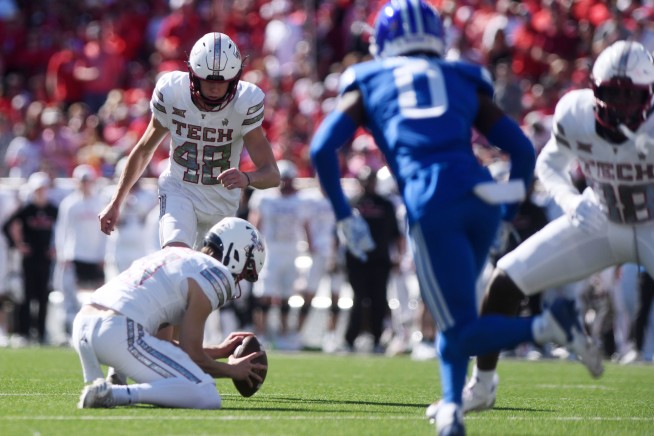 Harrington's 5 field goals, Rodriguez's takeaways lead No. 9 Texas Tech ...