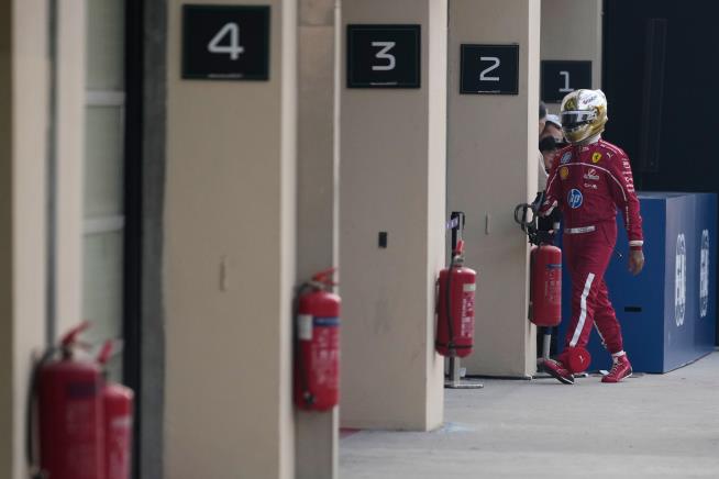 Max Verstappen takes pole position for F1 title-deciding Abu Dhabi GP ...