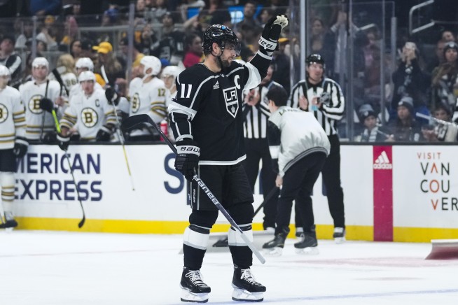 Anze Kopitar proud of reaching Kings' games played record in season of ...