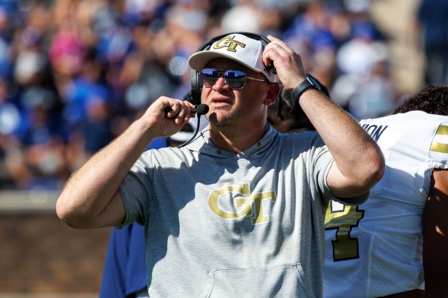 AP Top 25 Extra Points: Keeping the Ramblin' Wreck on track is Georgia ...