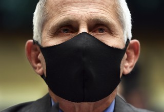 Fauci: Next Few Weeks 'Critical' in COVID Fight