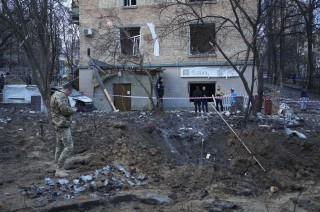 Shelling Intensifies as Putin Gives Angry New Year's Speech