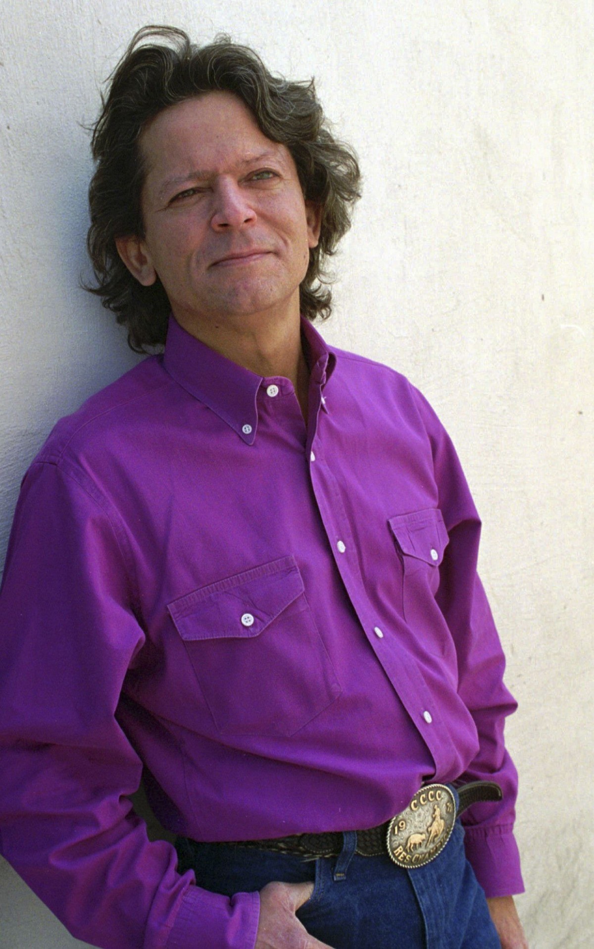 Singer Broke Ground in Country Music