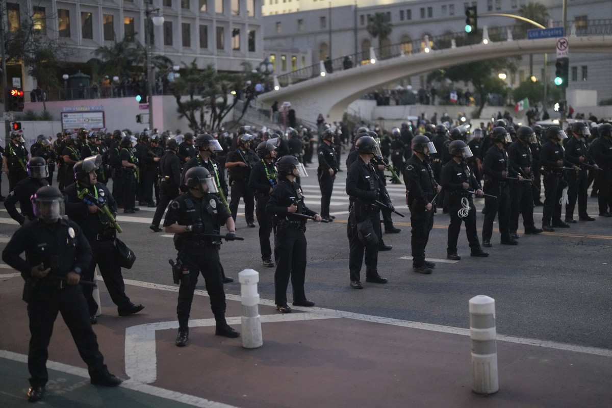 LAPD: 'Mass Arrests' Made During Curfew Period