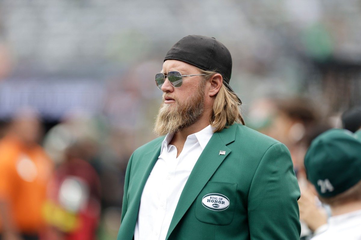 Former Jets Star Asks Fans for a Kidney